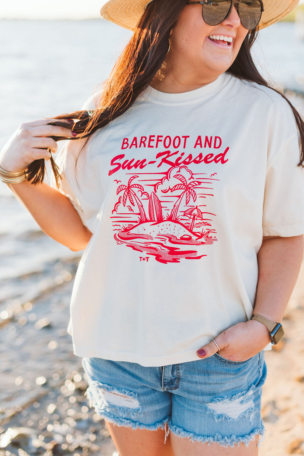 Barefoot & Sun-Kissed Blush or Ivory Boxy Tee – Tucked & Threaded